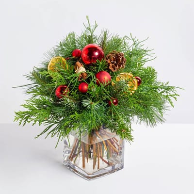 Christmas nostalgia: Order Flowers Online | Interflora India | ID1350313