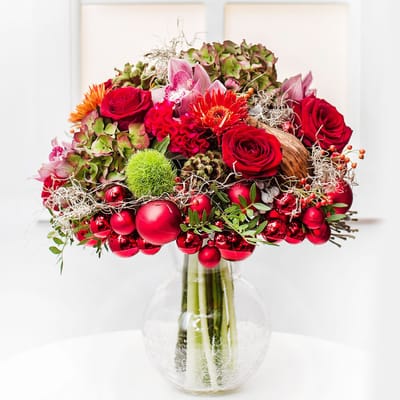 Christmas Romance: Order Flowers Online | Interflora India | ID1350520