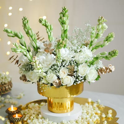 Pristine Purity: Order Wedding Flowers Online | Interflora India ...