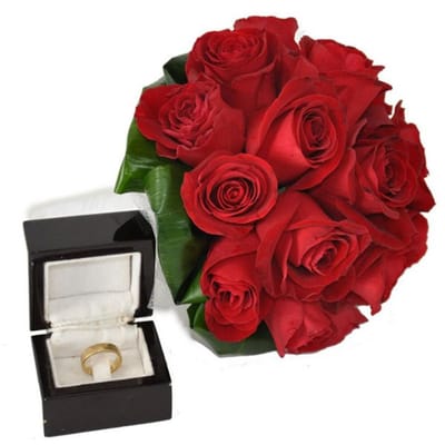 Red Roses bridal bouquet: Order Flowers Online | Interflora India ...