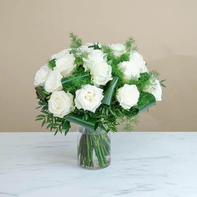 Sostegno Puro: Order Flowers Online | Interflora India | ID1387626